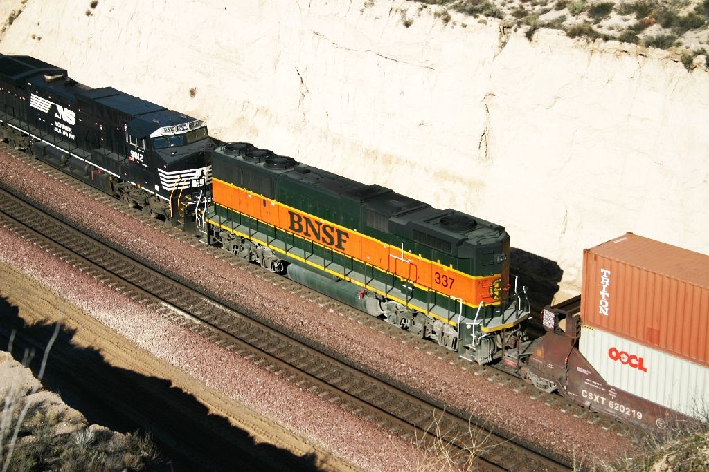 BNSF 337